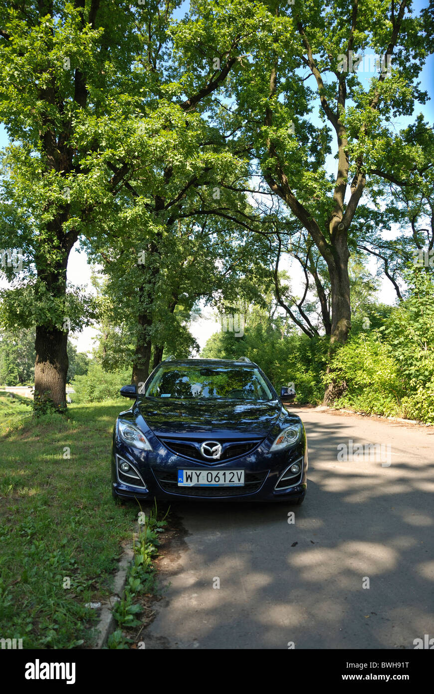 Mid size class model hi-res stock photography and images - Alamy