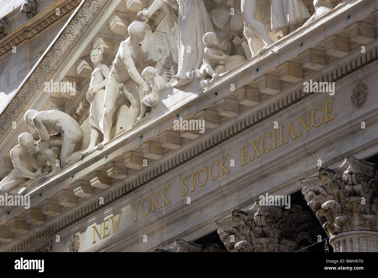 Nyse new york stock exchange hi-res stock photography and images - Alamy