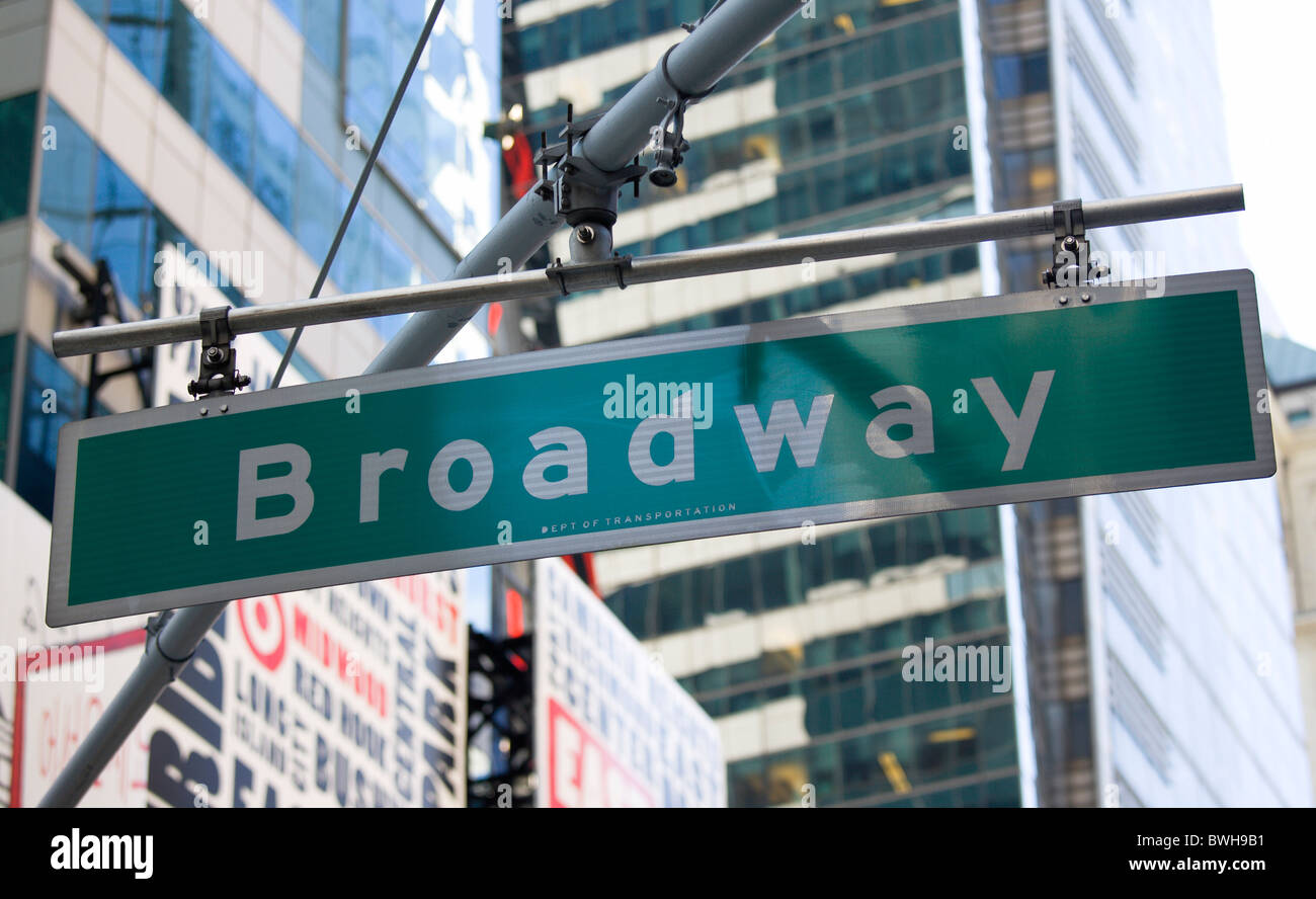 USA, New York, Manhattan, Overhead road sign for Broadway Stock Photo ...