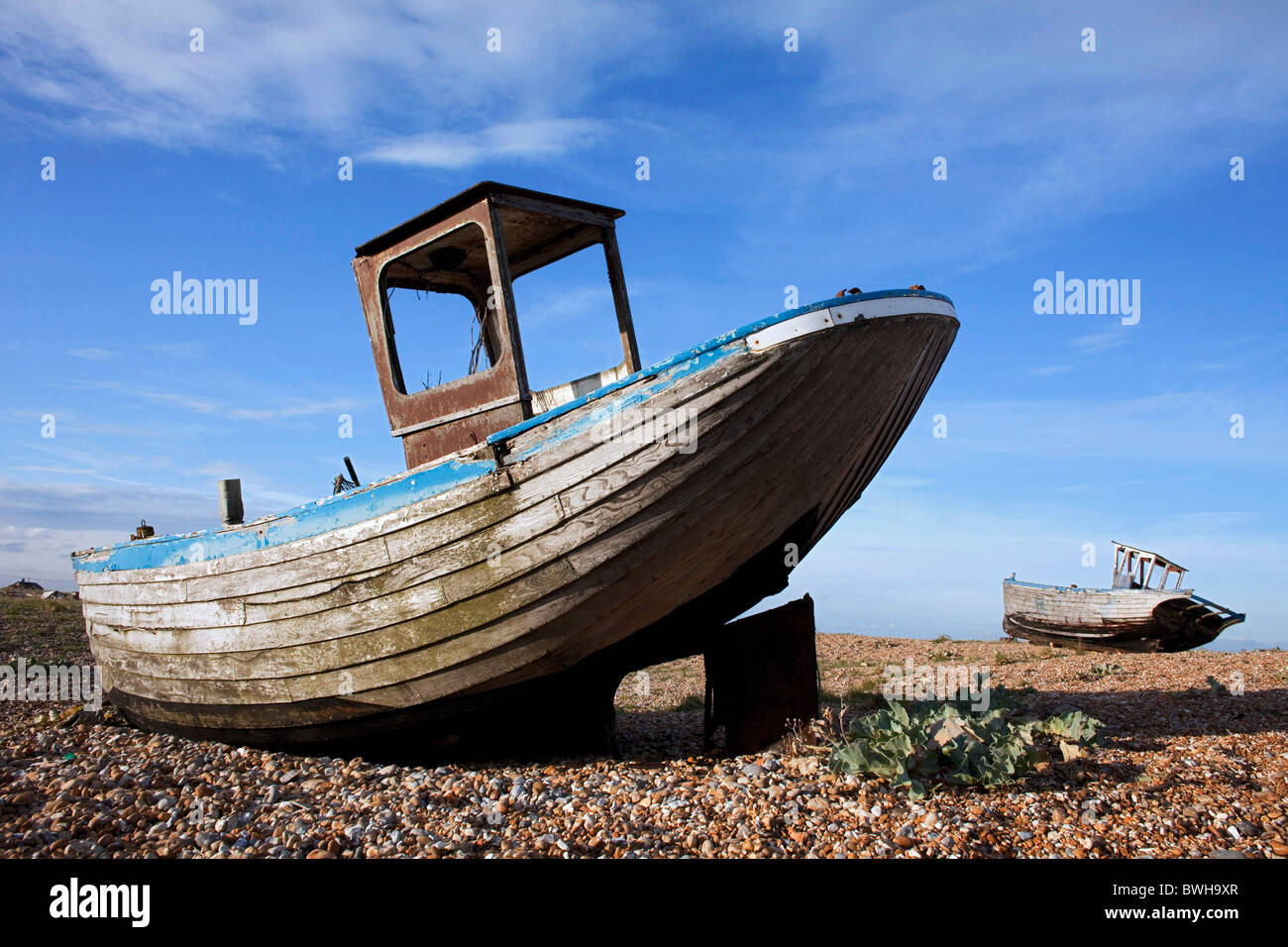 Wooden clinker built beach boats hi-res stock photography and images ...