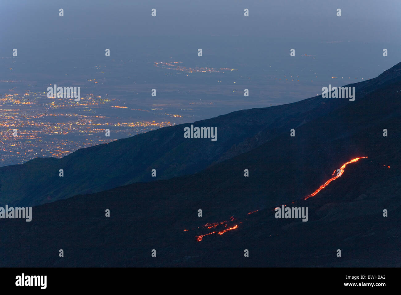 Lava flowing city hi-res stock photography and images - Alamy