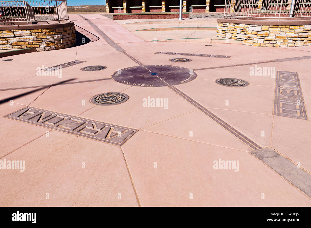 Four corners marker hi-res stock photography and images - Alamy