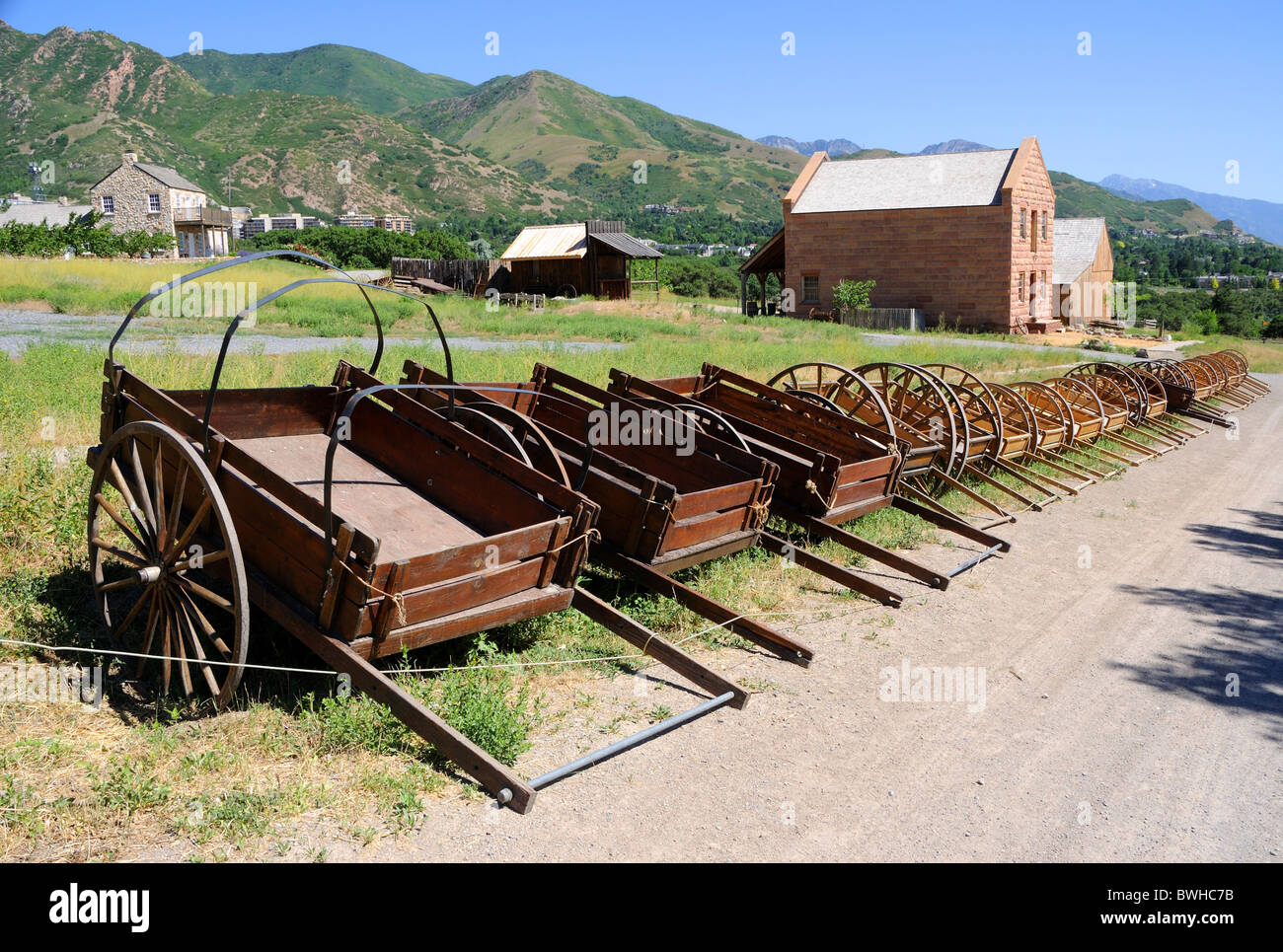 Mormon pioneer hand carts hi-res stock photography and images - Alamy