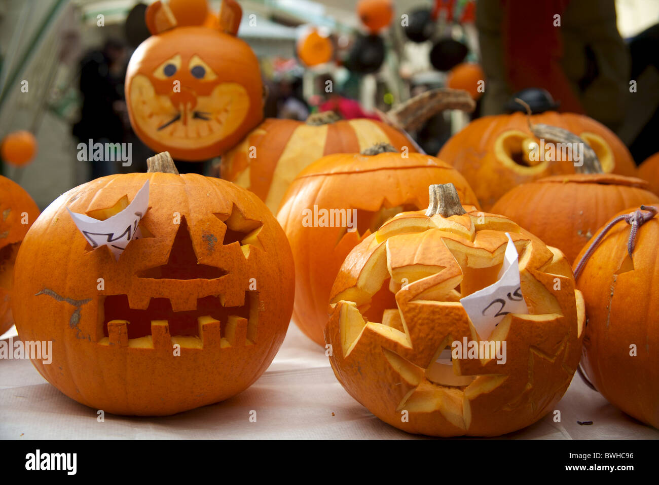 Carved pumpkins in the New forest at Halloween Stock Photo - Alamy