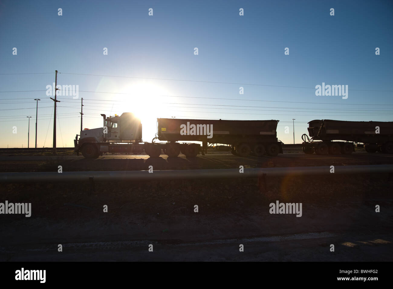 Prime mover truck hi-res stock photography and images - Alamy