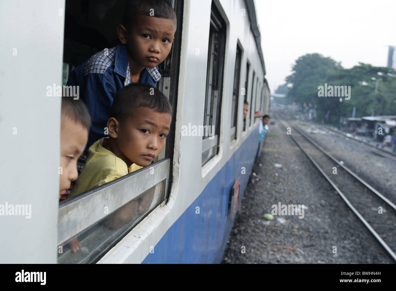 Thai children on train Stock Photo - Alamy