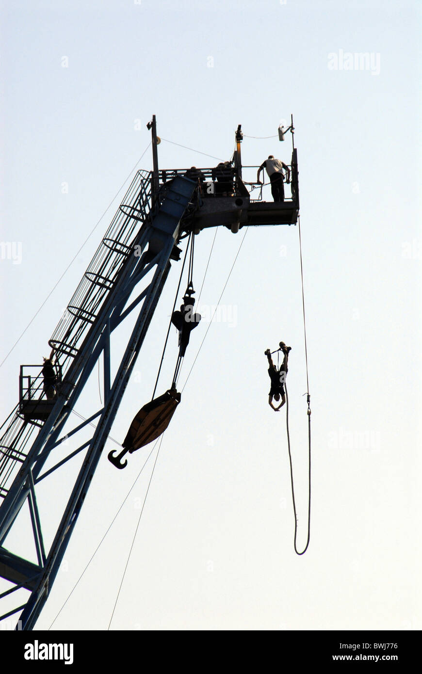 Bungee Jumping jumping crane silhouette adventure risk Stock Photo - Alamy