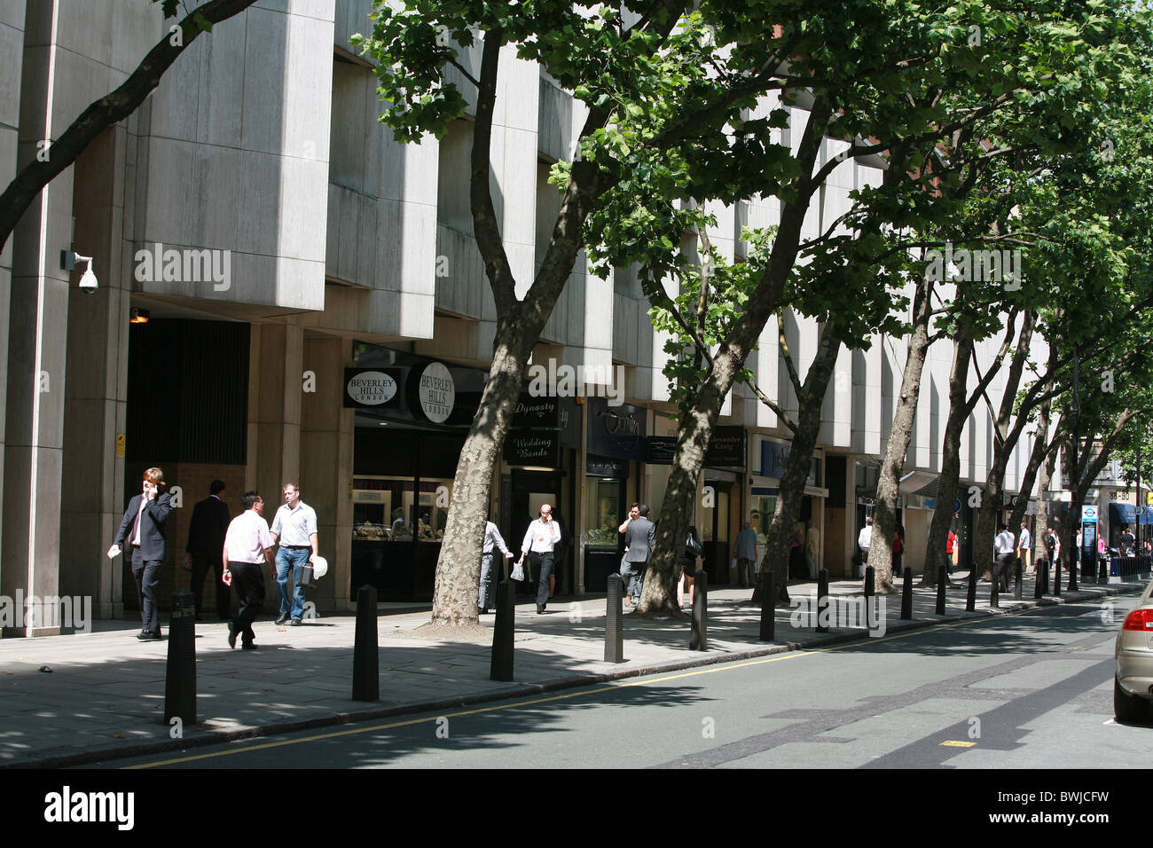 Hatton Garden street scene Stock Photo - Alamy