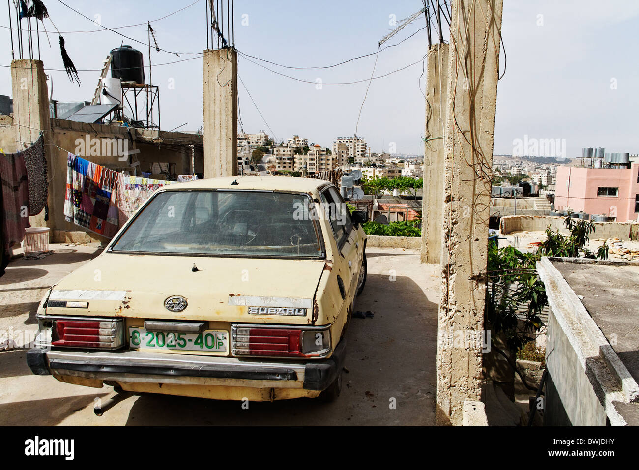 A palestinian house in construction Stock Photo - Alamy