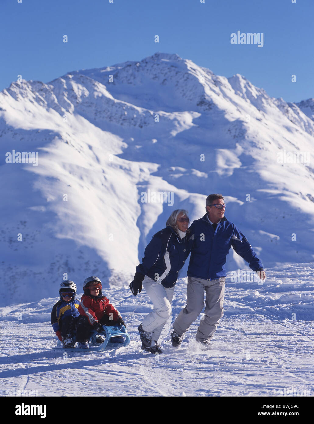 sled sledge sleigh move family parents children snow winter winter ...