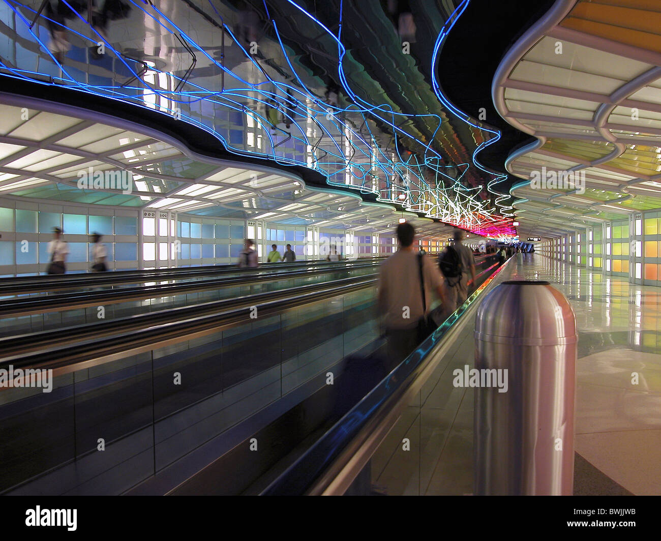 Chicago O'Hare International airport airport inside rolling stairs ...