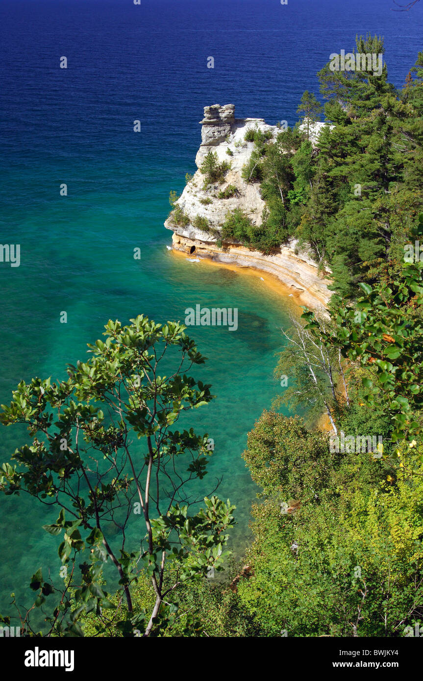 scenery landscape coast shore Lake Michigan Michigan lake bay overview ...