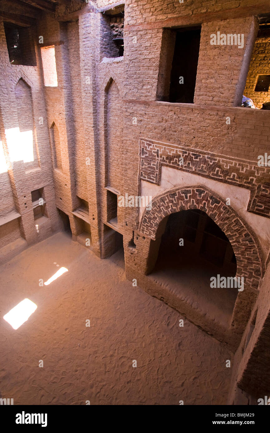 Egyptian school building hi-res stock photography and images - Alamy