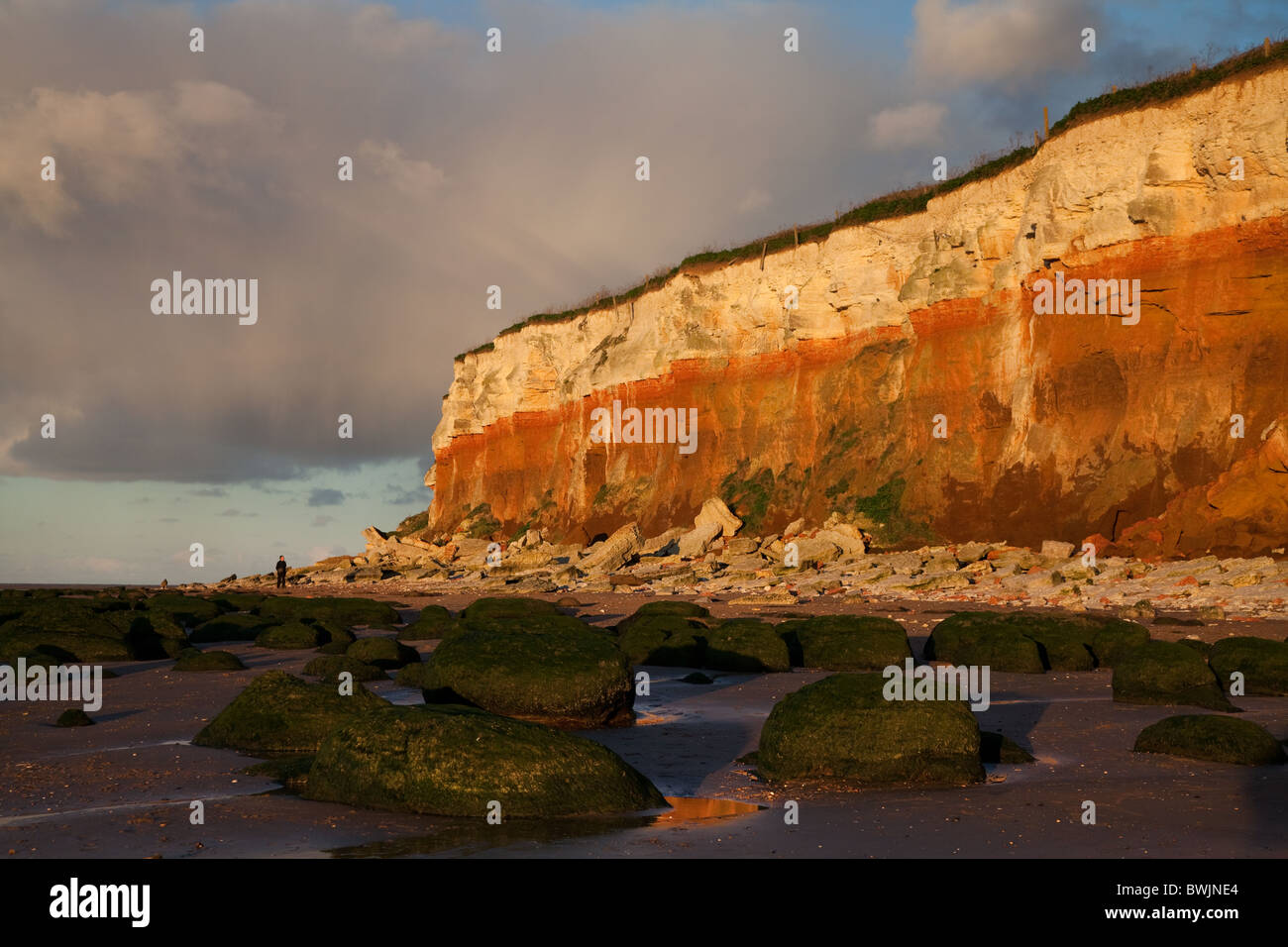 The multi coloured cliffs and beach of Hunstanton, west Norfolk Stock ...