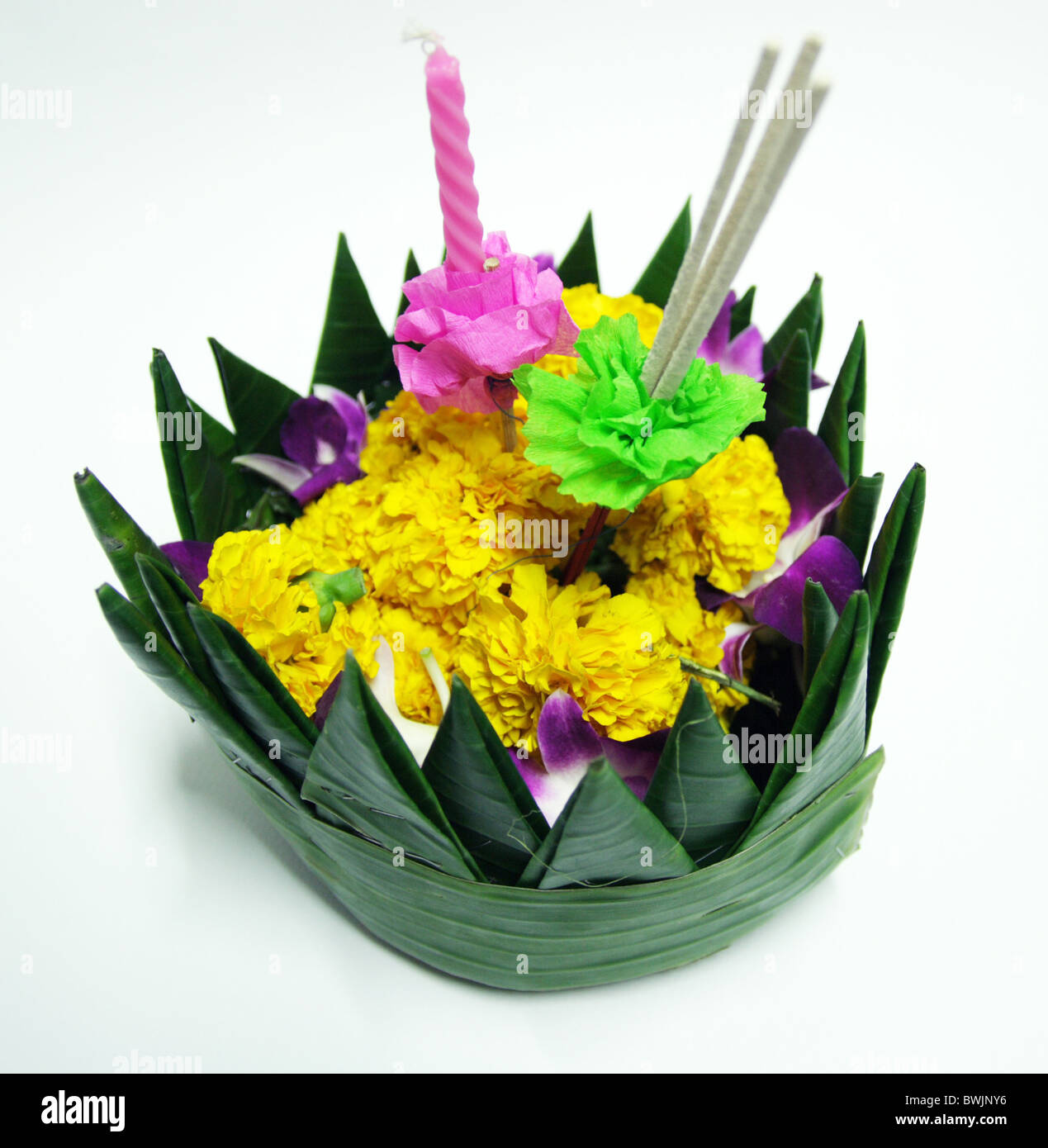 Loi krathong festival and banana leaf hi-res stock photography and ...