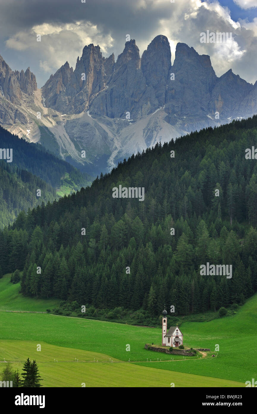 Villnösstal hi-res stock photography and images - Alamy