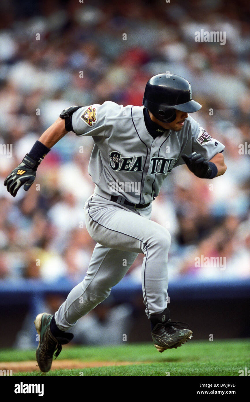 Ichiro Suzuki playing for the Seattle Mariners Stock Photo - Alamy