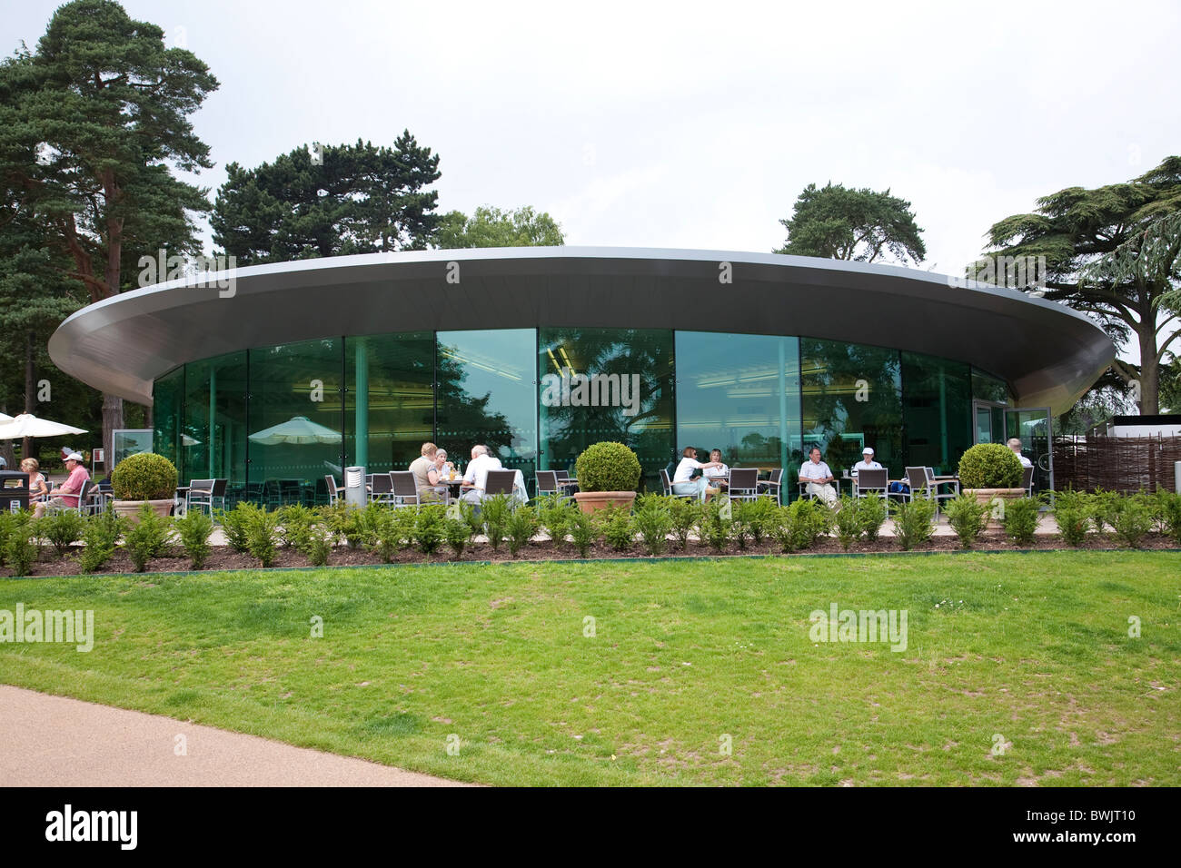 Tea Rooms at Trentham Barefoot Trail Trentham Estate Barfuss Park ...