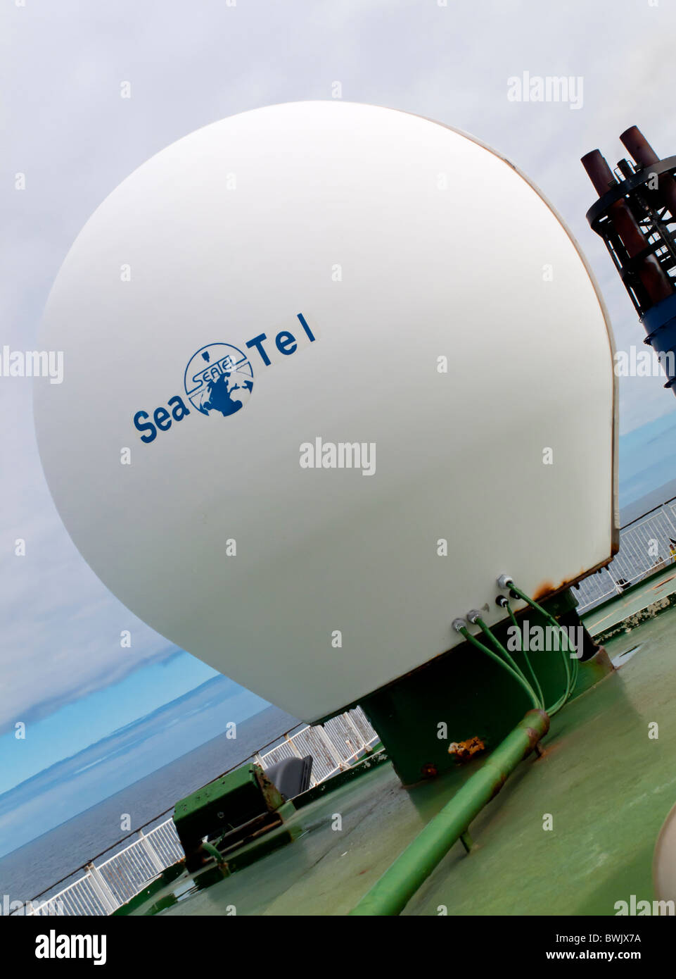 Digital satellite receiver hi-res stock photography and images - Alamy