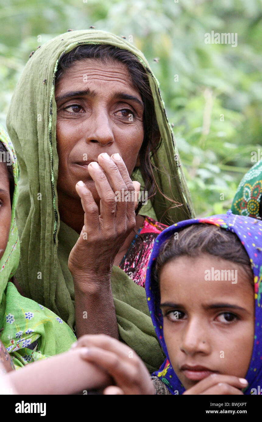 Climate refugees asia hi-res stock photography and images - Alamy