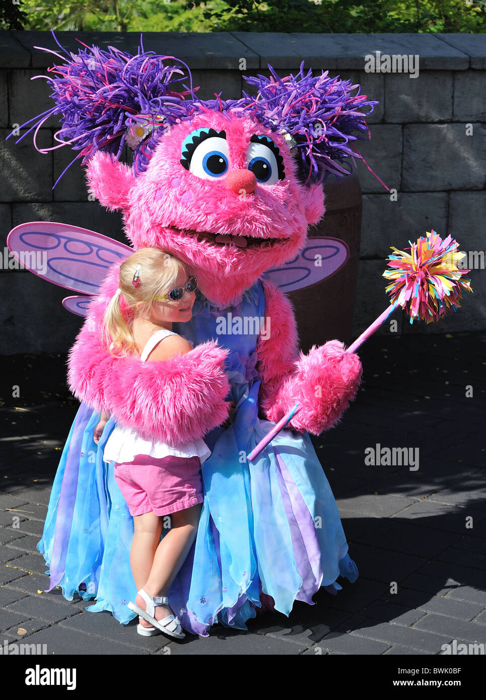 Girl with SeaWorld Character. Florida Stock Photo - Alamy