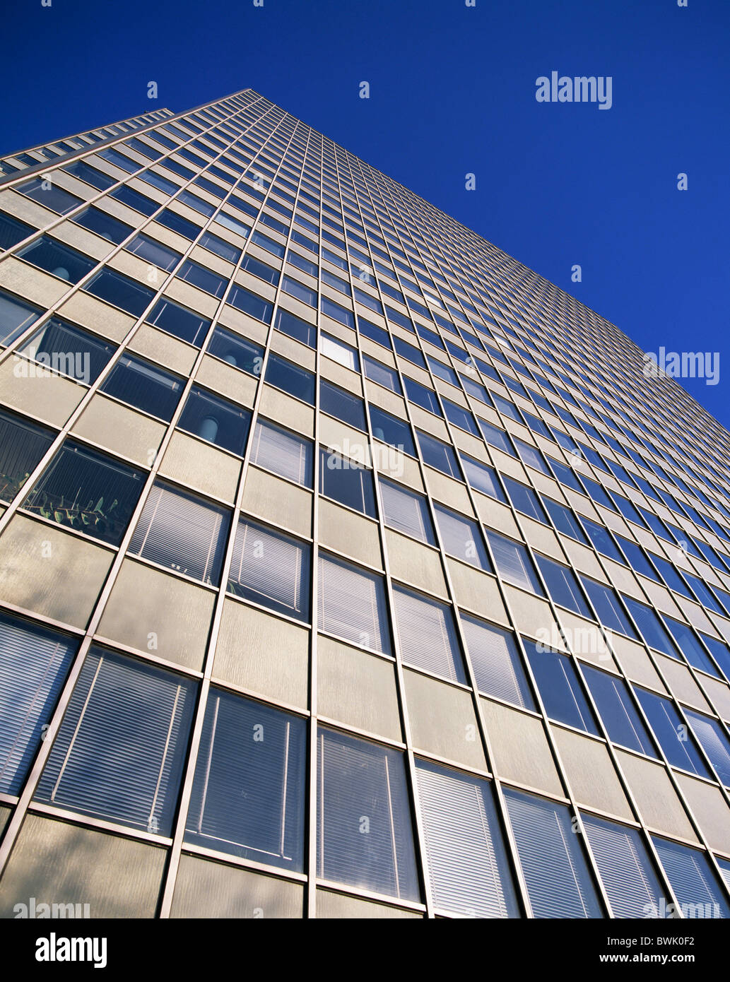 architecture office highrise towerblock multistory window facade office ...