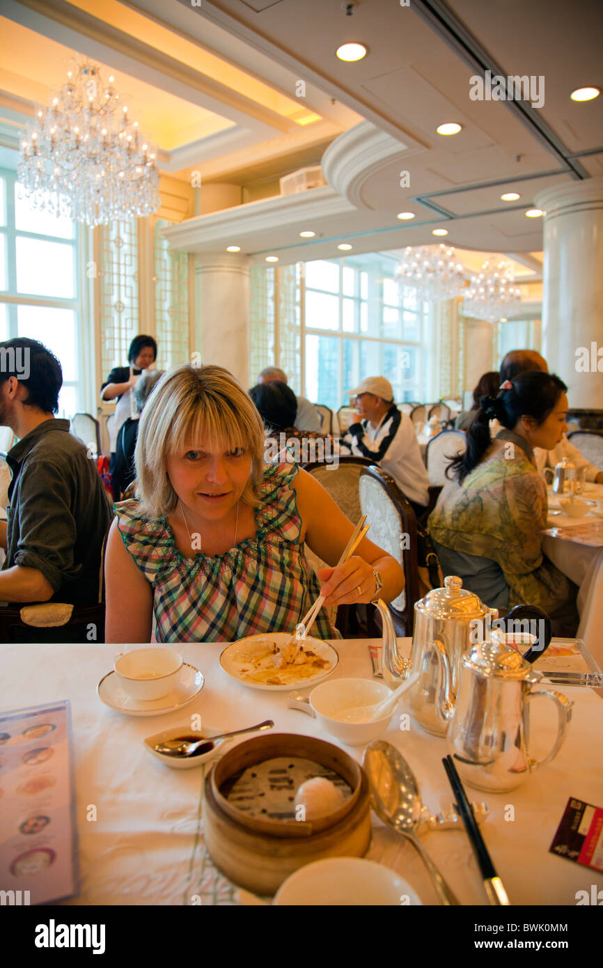 Maxims city hall hong kong dim sum eating iconic hi-res stock photography and images - Alamy