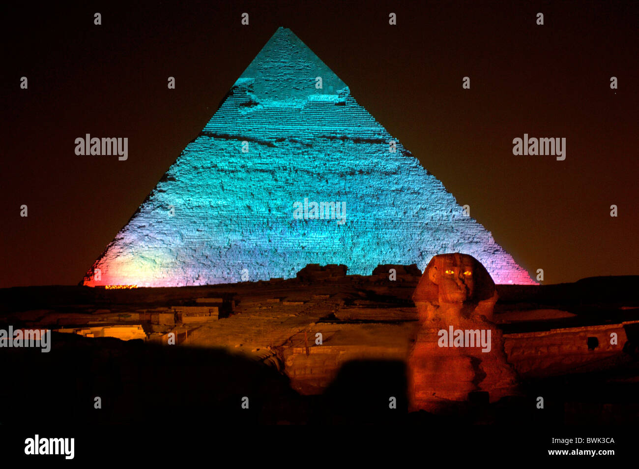 sphinx Gizeh pyramids at night night projection pyramid tourism sound ...