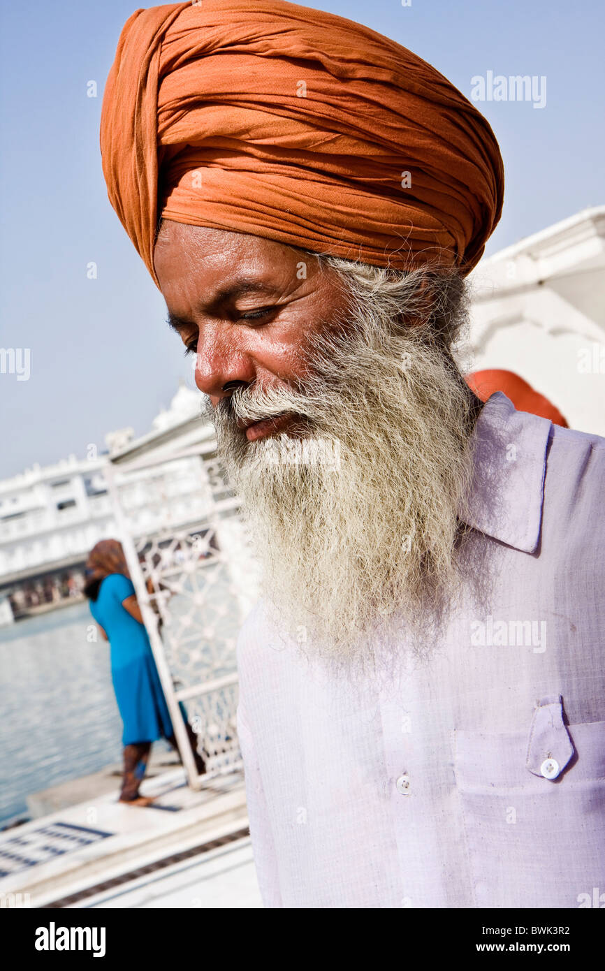 a Sikh looking down thinking, Golden Temple, Amritsar, Punjab, India ...