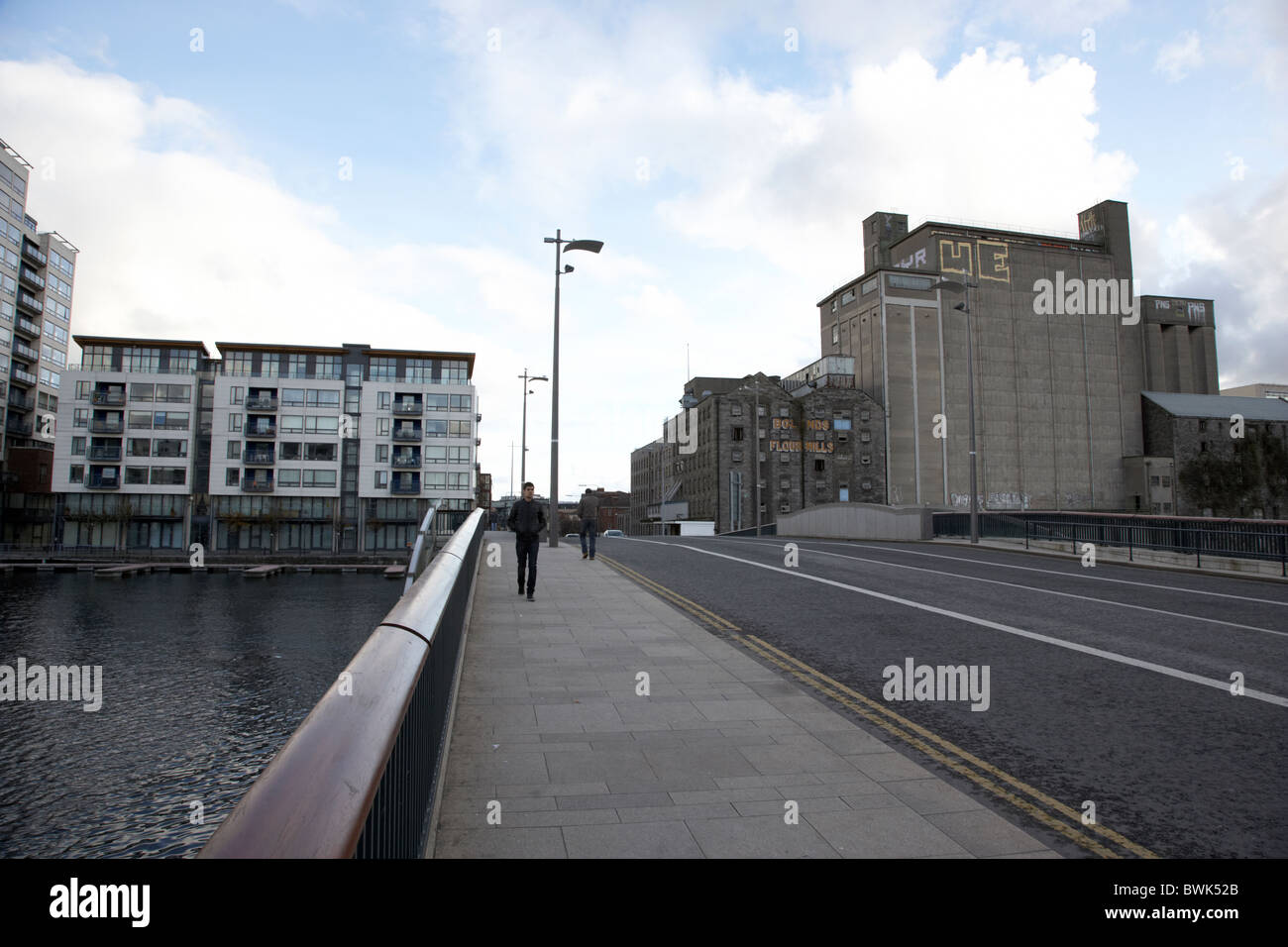 bridge over the grand canal on pearse street Dublin republic of ireland ...