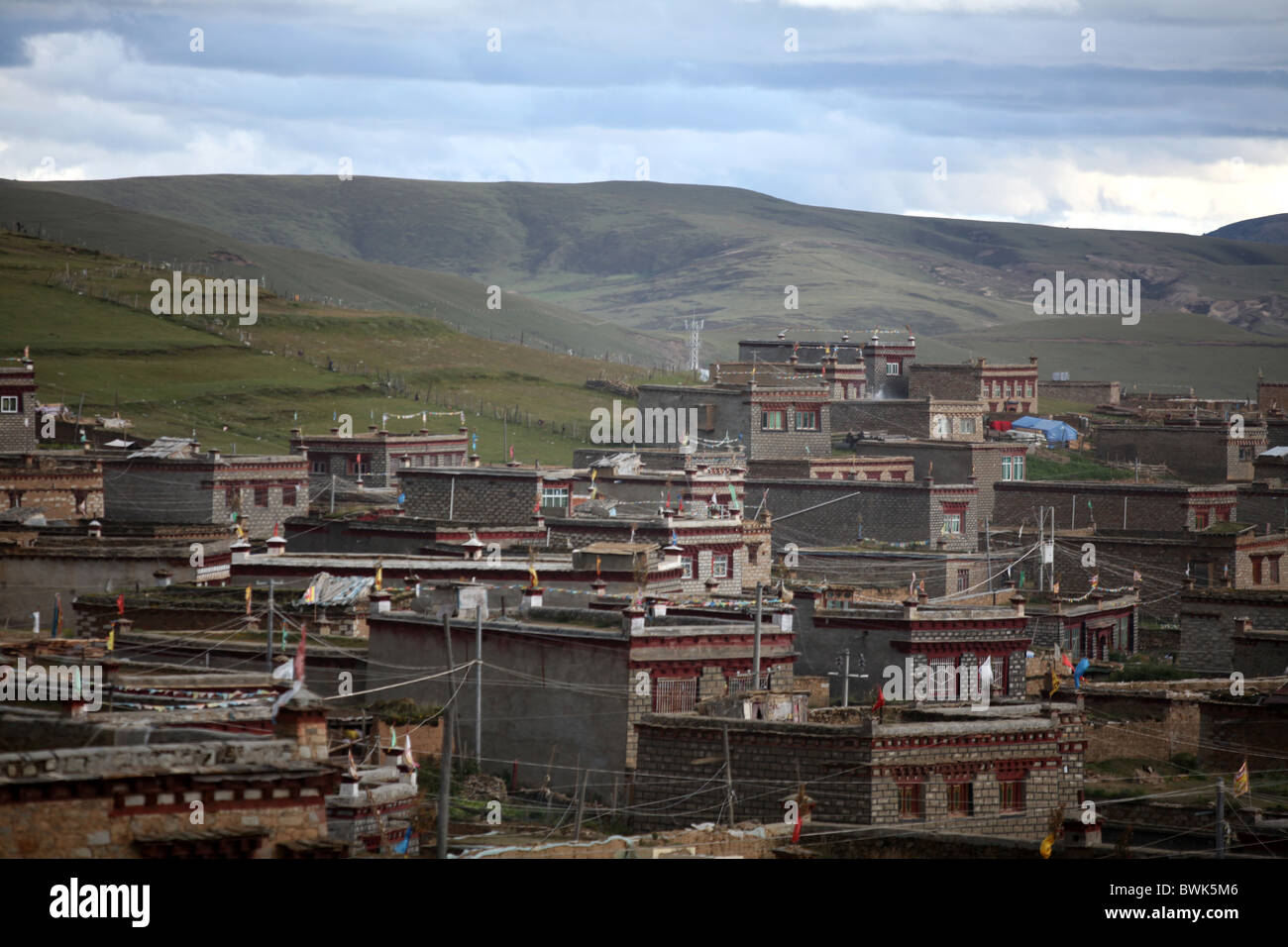 Litang hi-res stock photography and images - Alamy