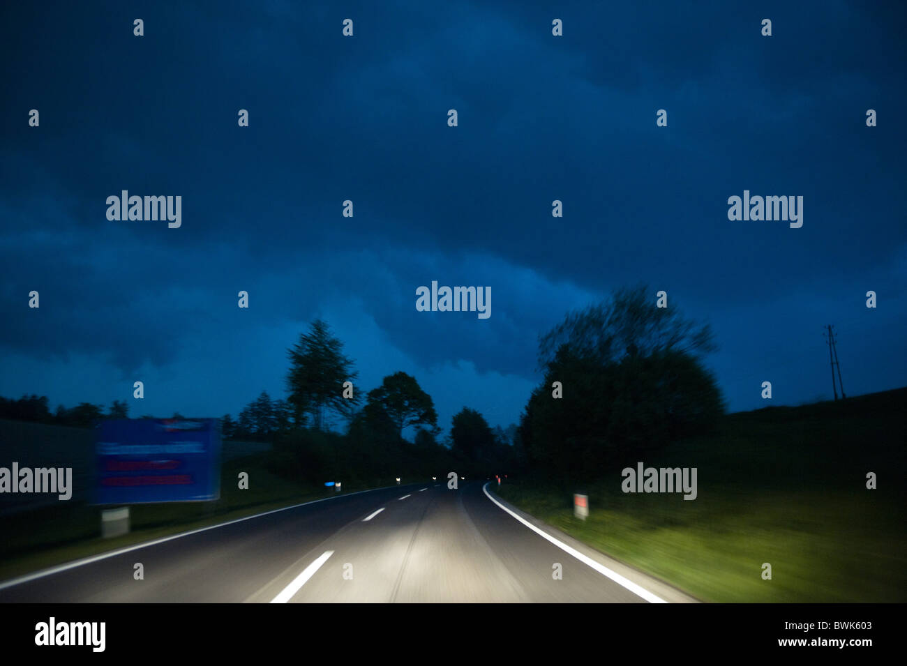 Country Road Night High Resolution Stock Photography and Images - Alamy