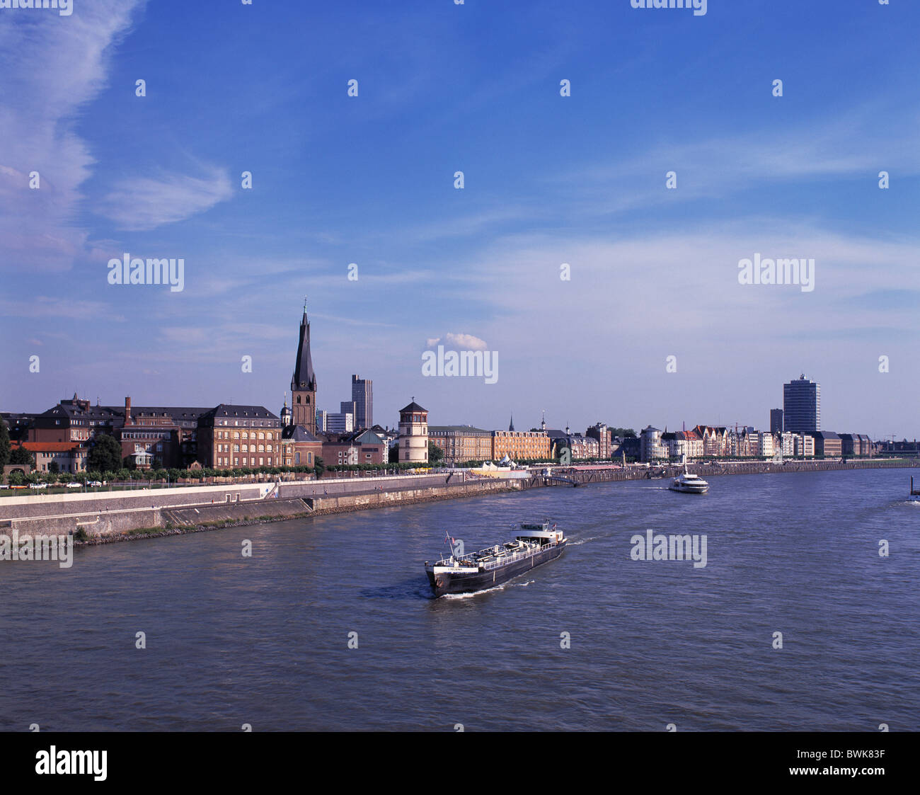 skyline Dusseldorf Altstad church Saint Lambertus castle tower ...