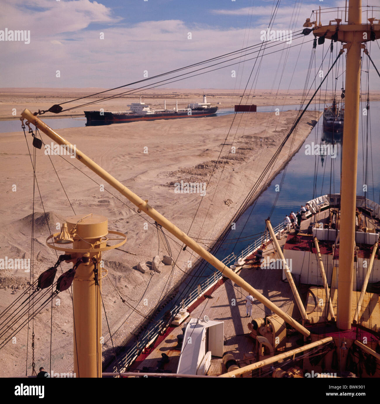 Suez canal Sues Suez Canal Sues Ballah loop freighter in 1965 ...