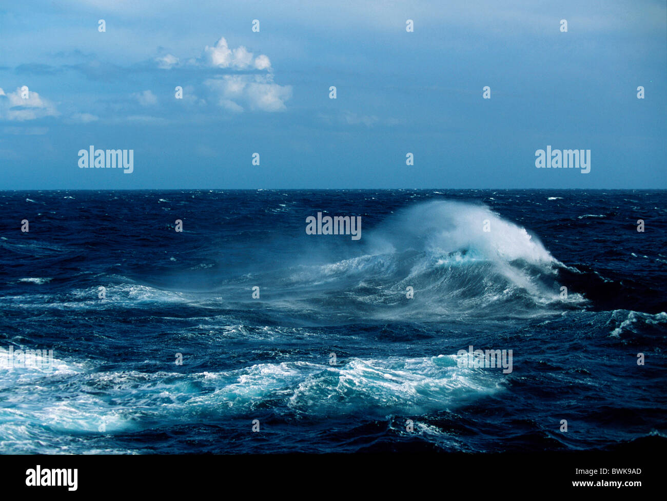 sea swell waves foam stormily storm Stock Photo - Alamy