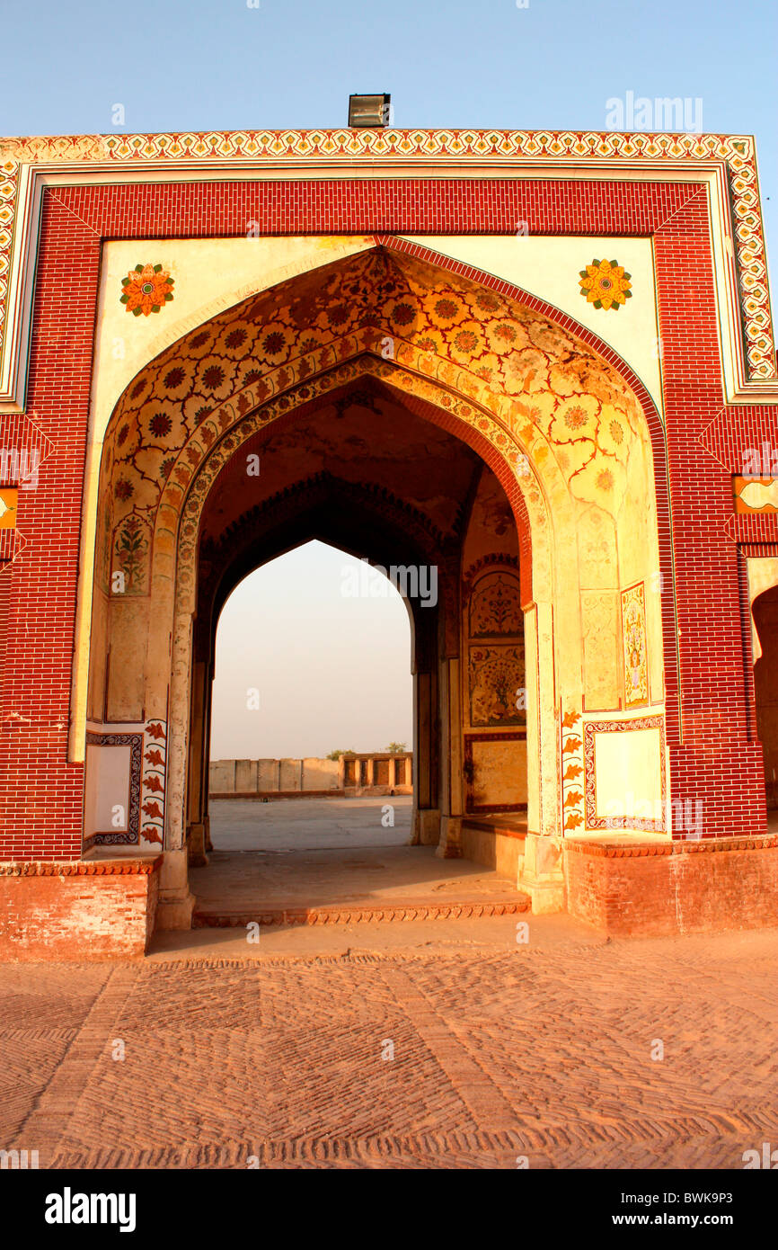 The palace at lahore hi-res stock photography and images - Alamy