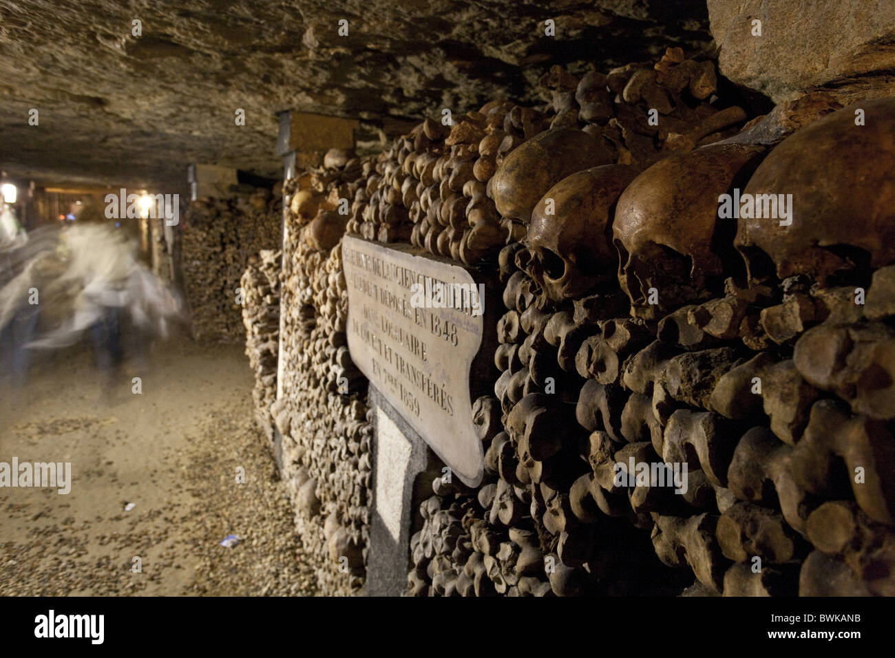 Catacombes de paris hi-res stock photography and images - Alamy