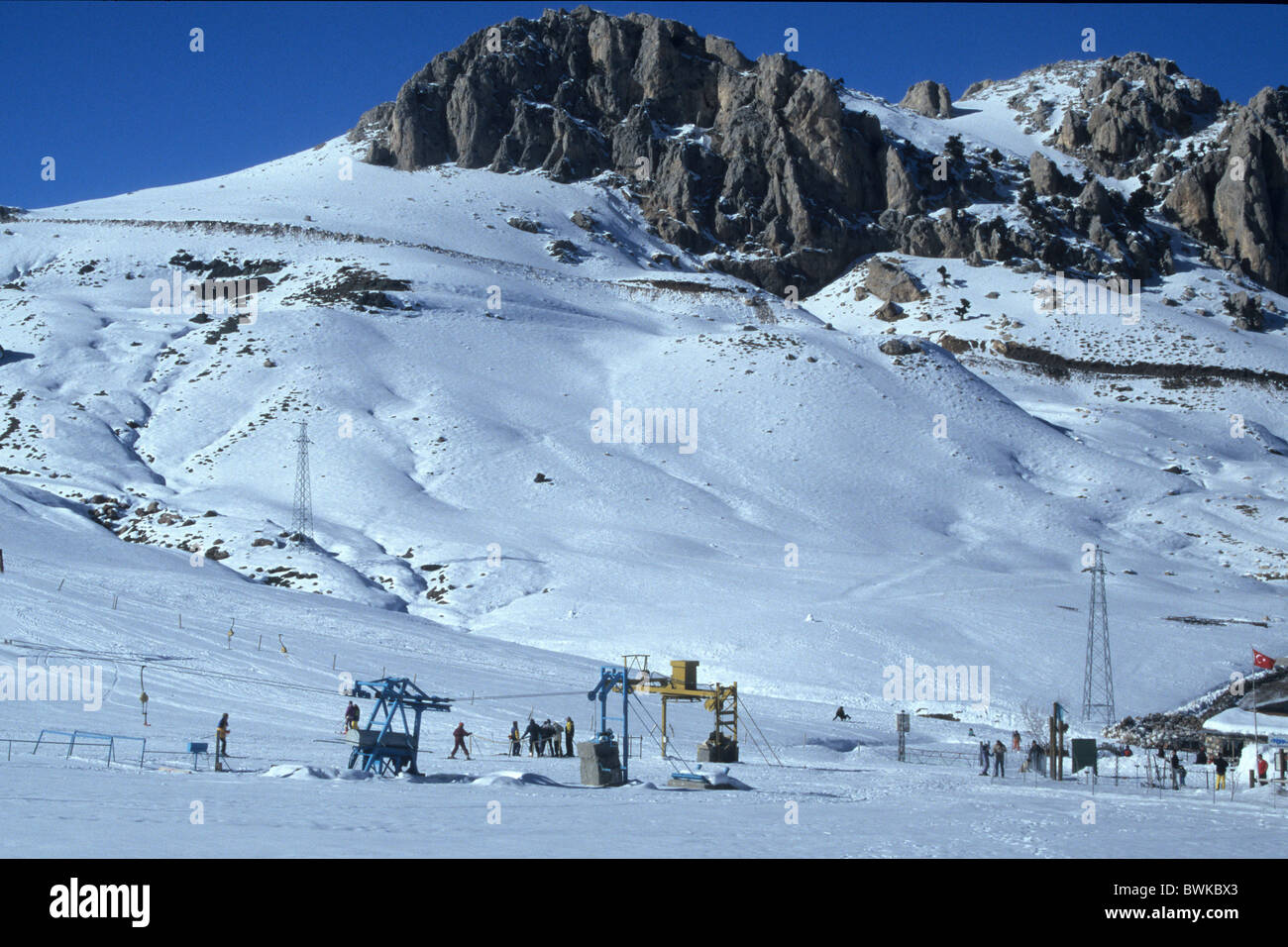 Turkey scenery landscape mountains winter Taurusgebirge cliff ...
