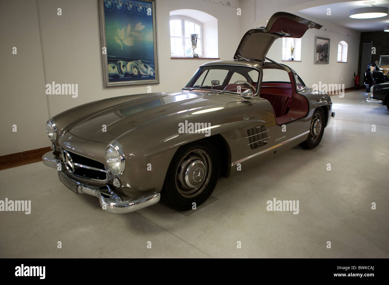 Vintage Mercedes 300 SL Gullwing Stock Photo - Alamy