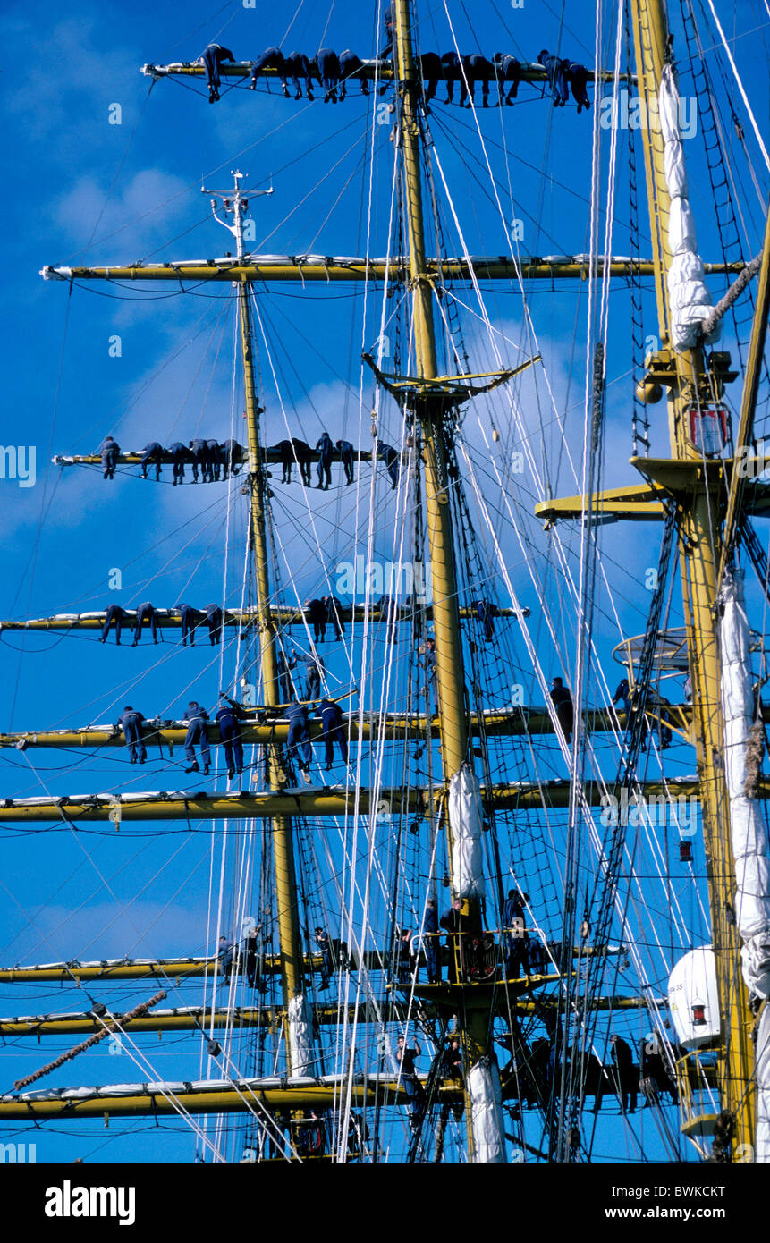 Sailing school ship hi-res stock photography and images - Alamy