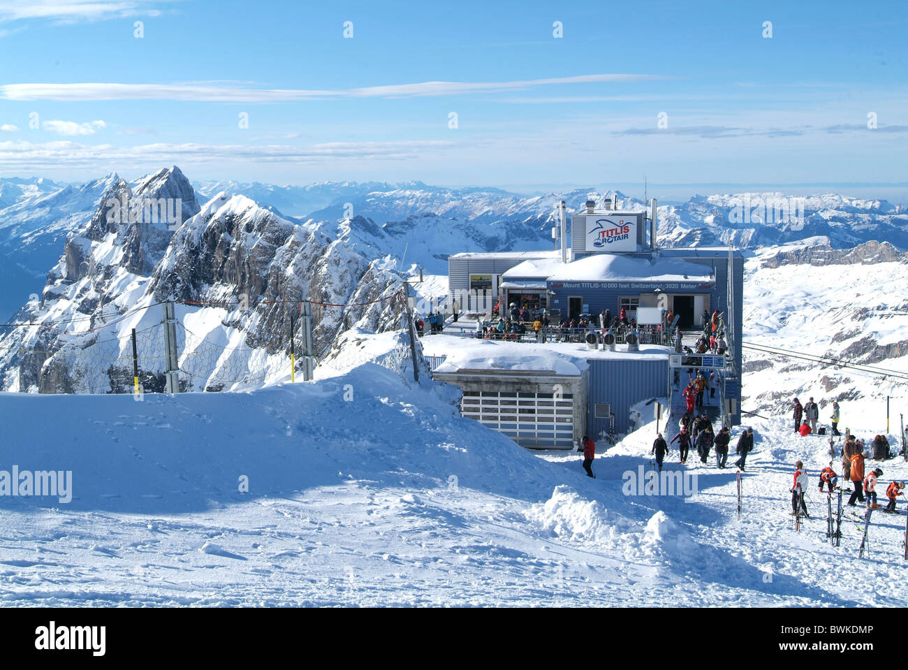 station Titlis-Rotair mountain station tourist tourism skiing area ...