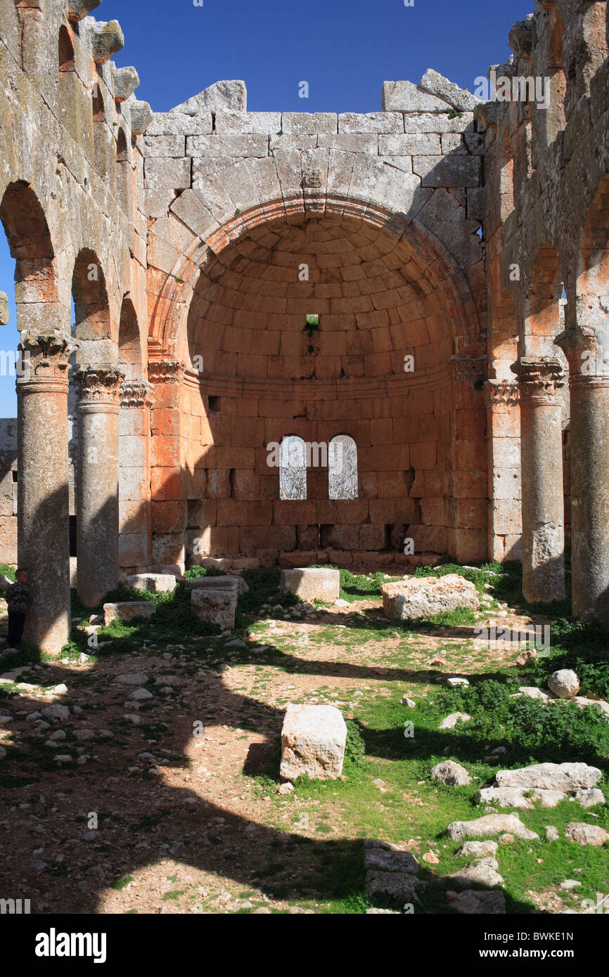 Byzantine church ruins hi-res stock photography and images - Alamy
