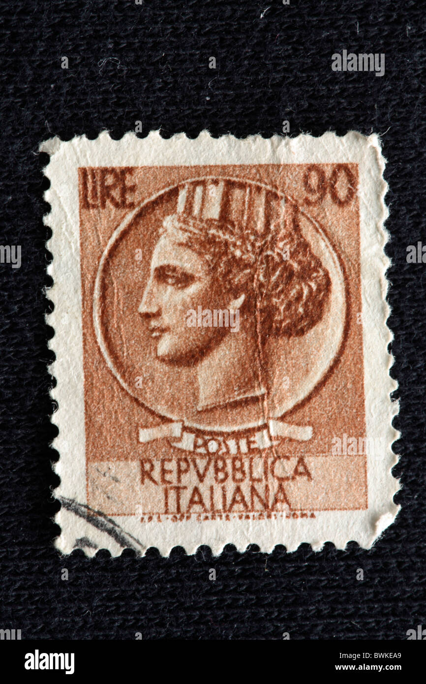 Italy stamp hi-res stock photography and images - Alamy