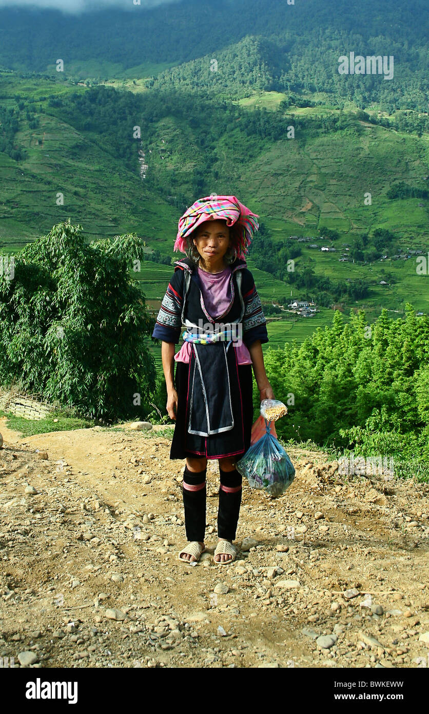 Hmong woman posing in front of her mountain Stock Photo - Alamy