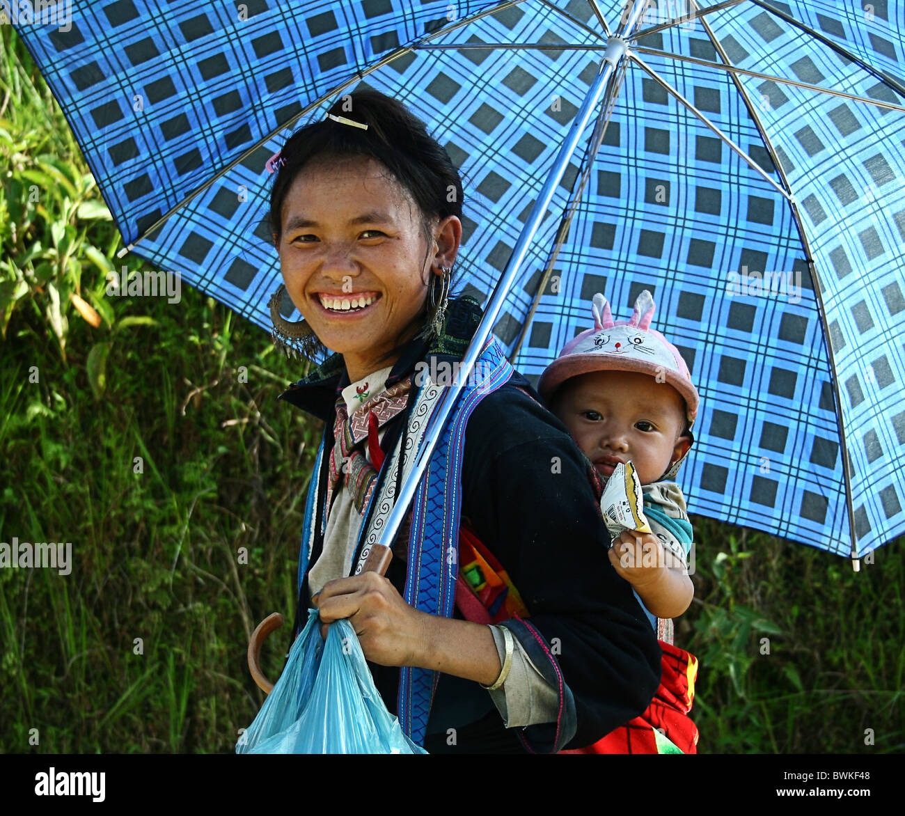 Hmong child hi-res stock photography and images - Alamy