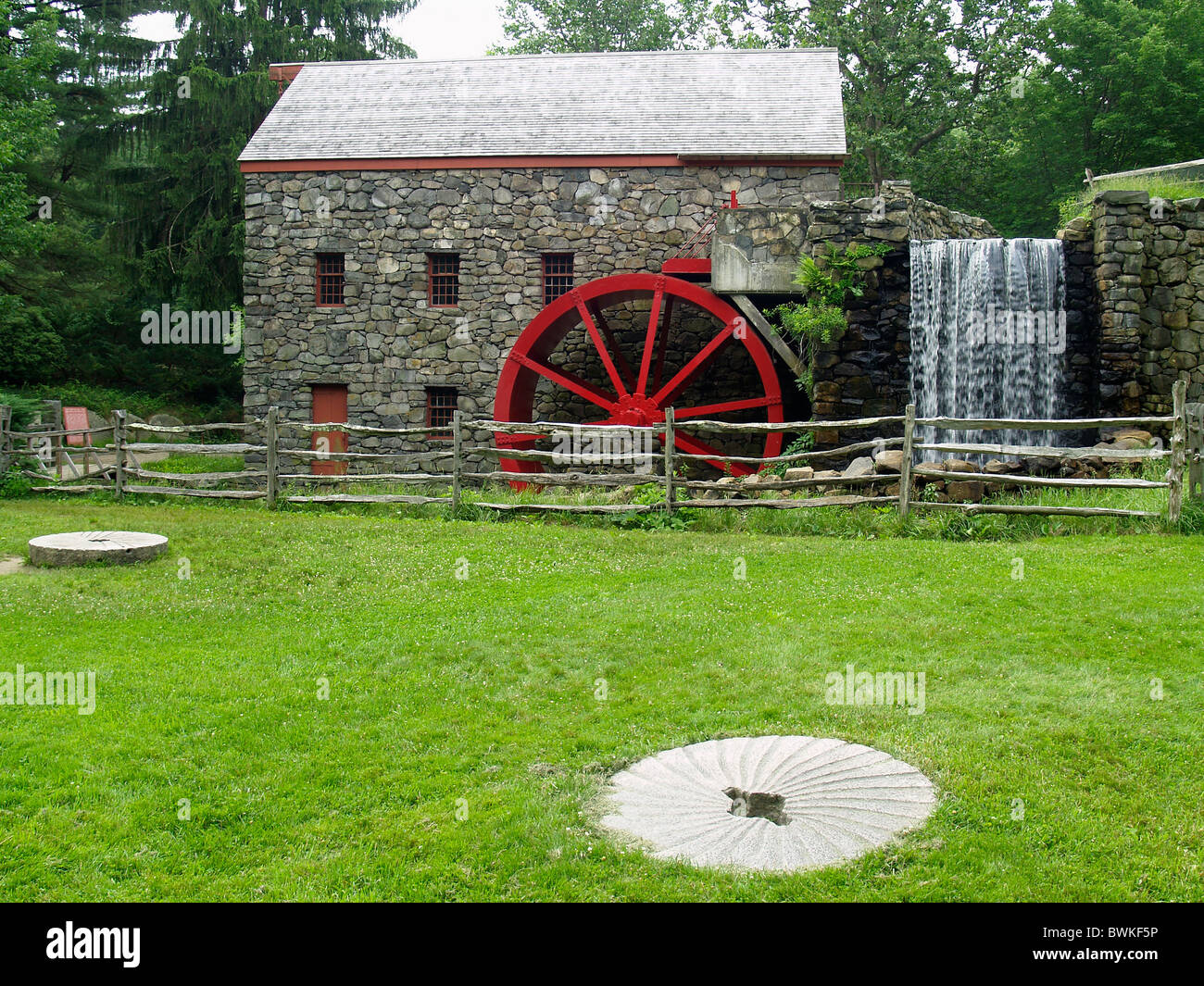 Grist mill at Henry Wadsworth Longfellow Wayside Inn,Sudbury ...