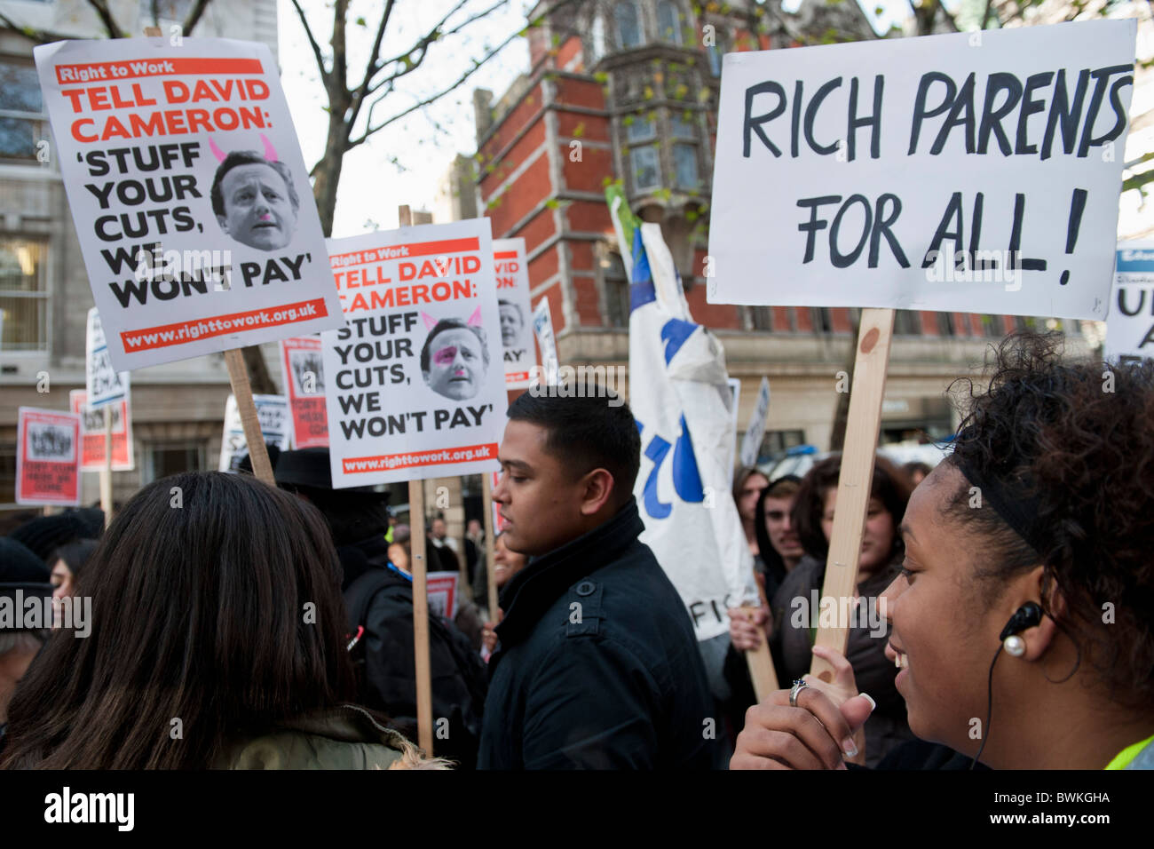 A student march against rising fees and reduced support starts ...