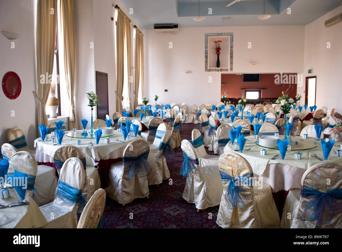 Hall tables hi-res stock photography and images - Alamy