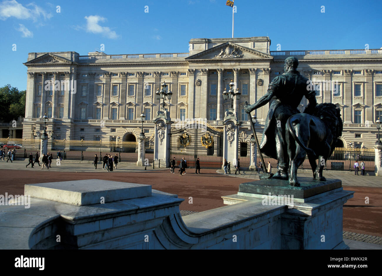 UK London Buckingham Palace Great Britain Europe England royal monarchy ...