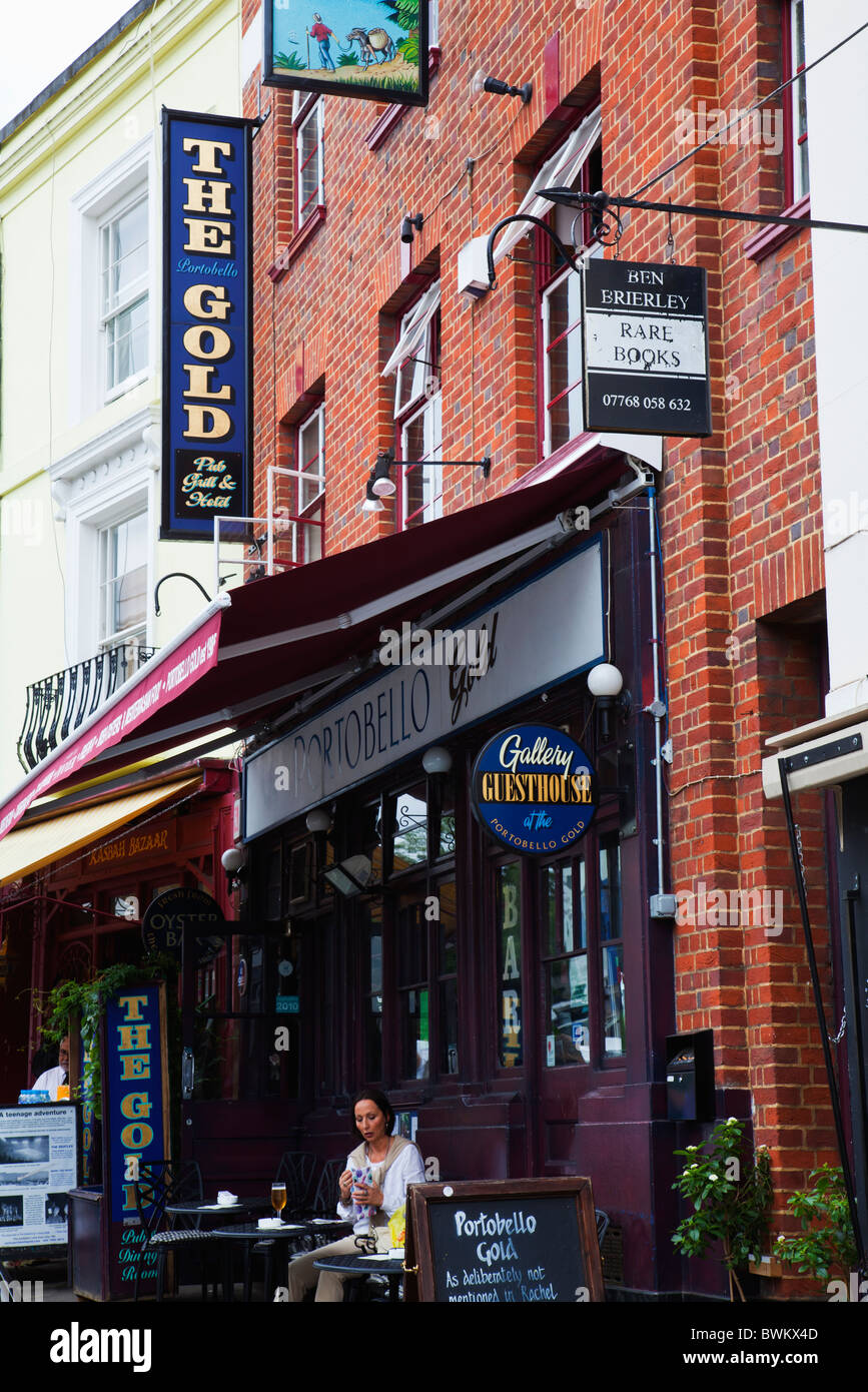 The portobello pub hi-res stock photography and images - Alamy